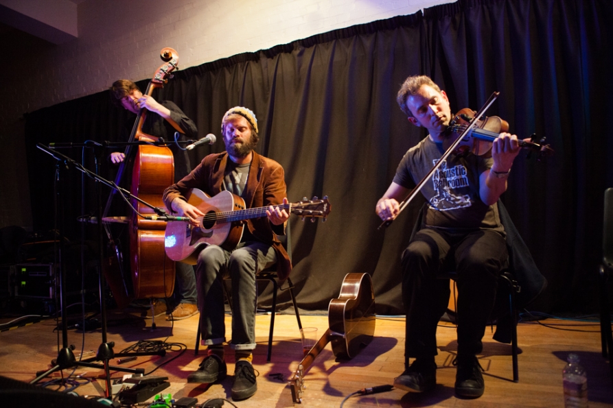 Photos of Neil Halstead at Cecil Sharp House in London