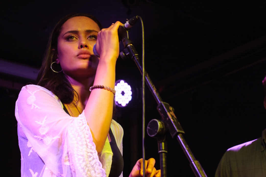 Azusena Backstage with Best Fit