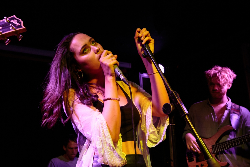 Azusena Backstage with Best Fit