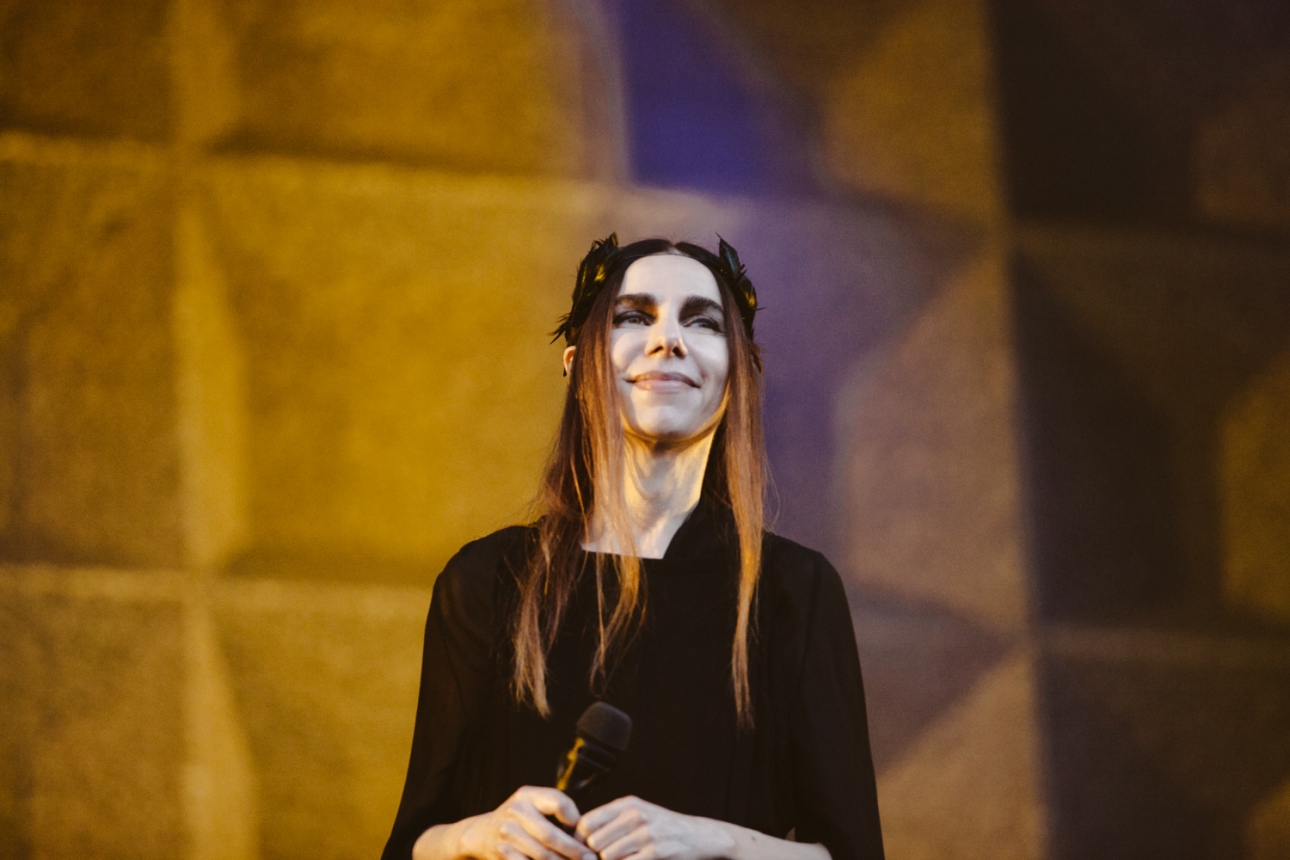 PJ Harvey announces UK tour
