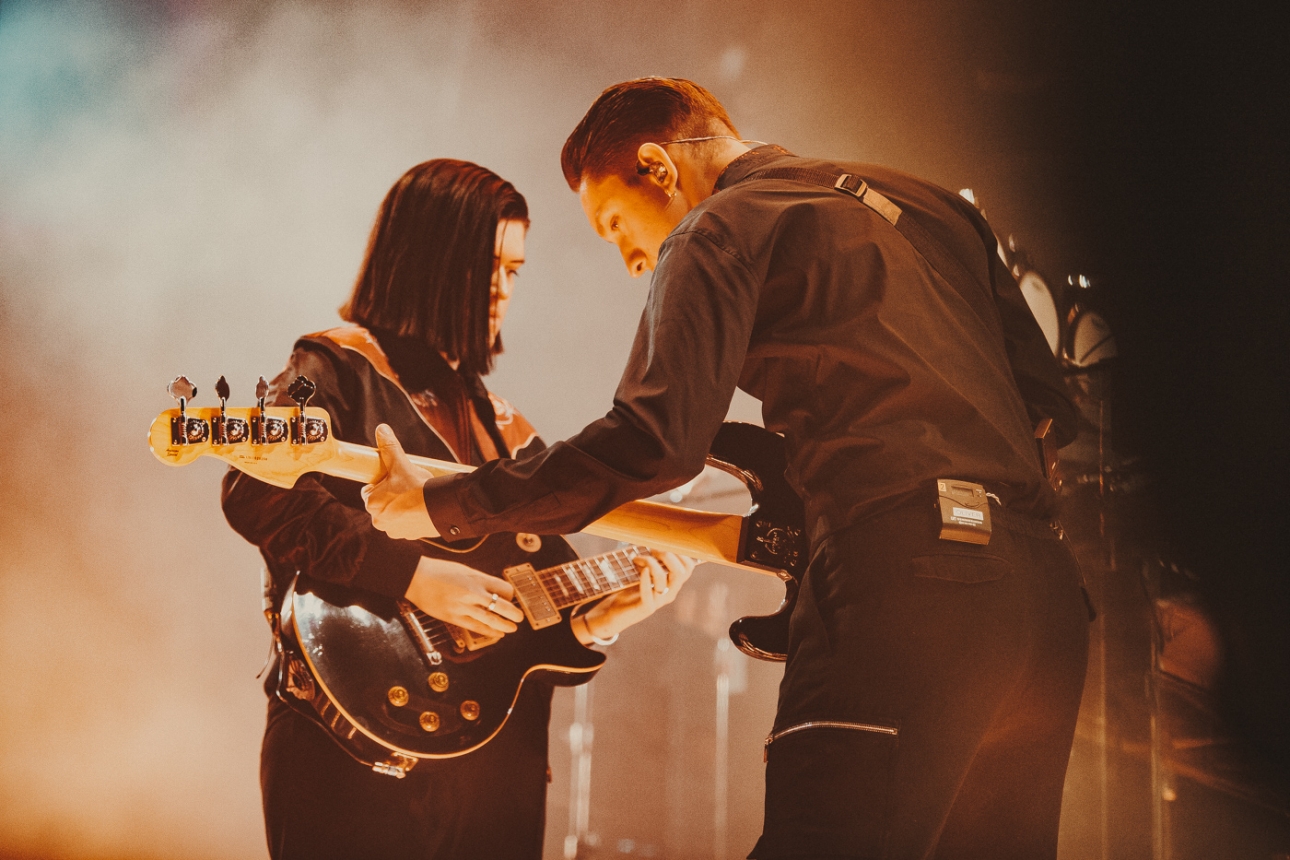 The xx release deluxe edition of I See You featuring three new songs