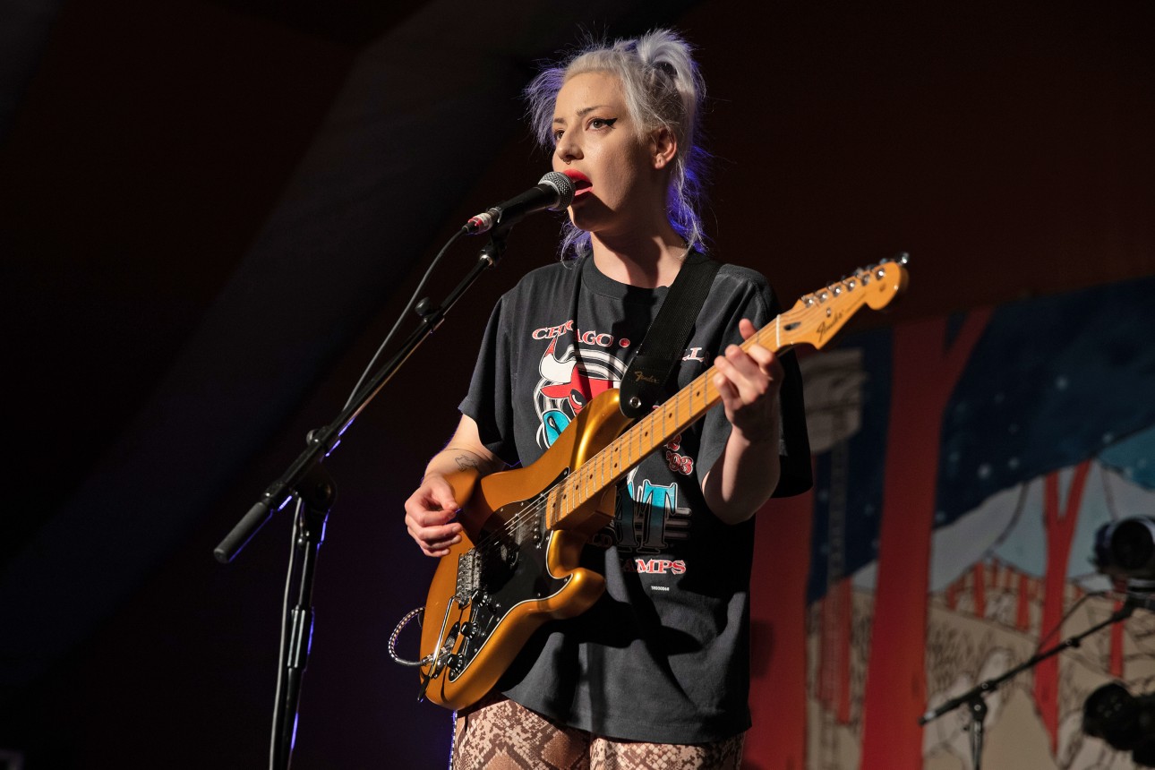 Du Blonde releases “Medicated” with Garbage’s Shirley Manson to preview ...