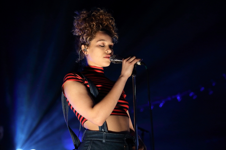 Izzy Bizu at Shepherd’s Bush Empire in London