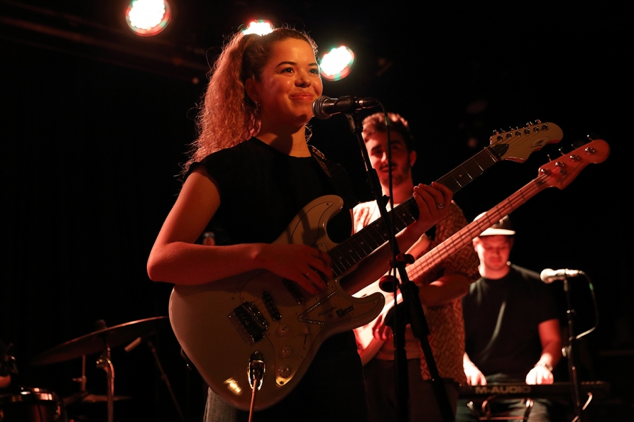Nilufer Yanya at the Lexington in London Nilufer Yanya at the Lexington in London