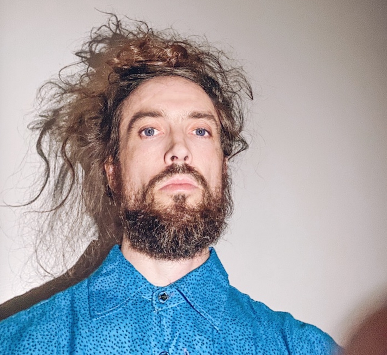 Alex Ebert announces second solo album with lead single “Stronger”