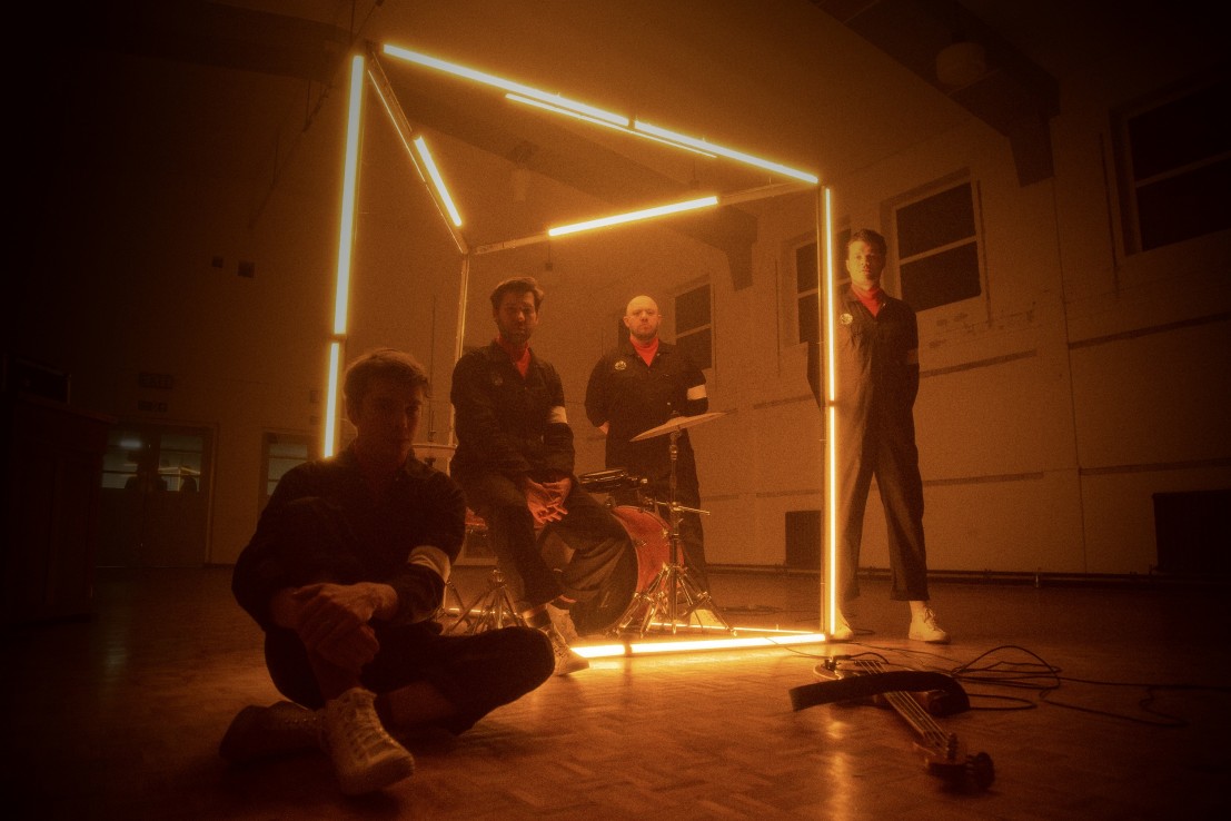 Everything Everything: Love and Robots | Interviews | Best Fit