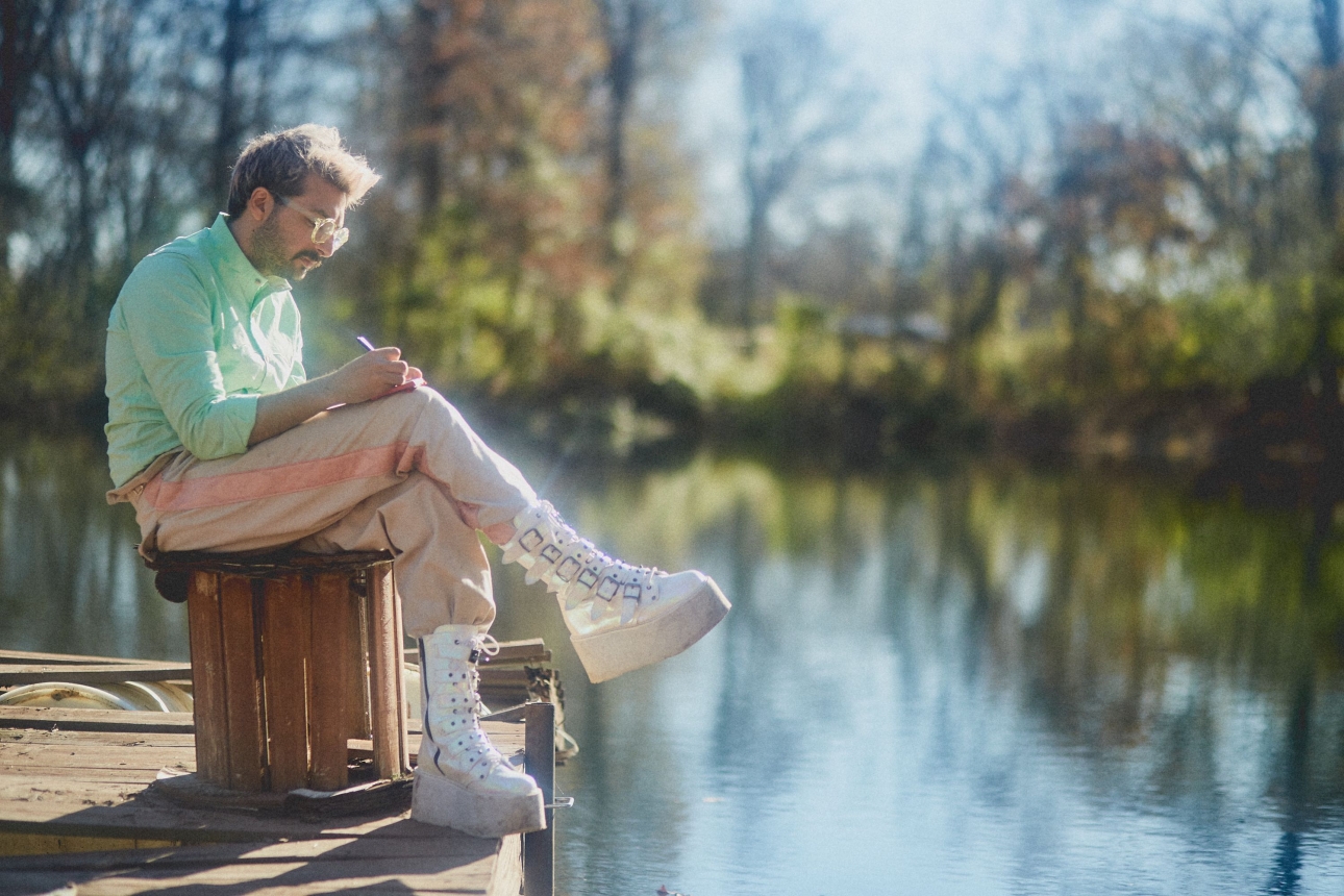 Foxing reach towards higher heights as they draw down the moon ...