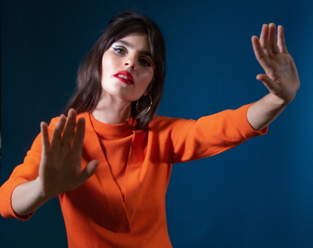 Hazel English drops new track “Five and Dime”