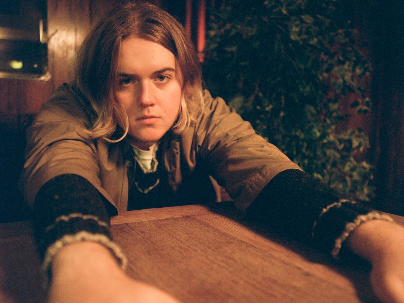 Oscar Lang announces debut album with lead cut “Stuck”