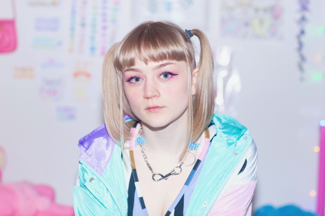 “Upside Down” is the newest twisted, candy-coloured cut from Elliot Lee