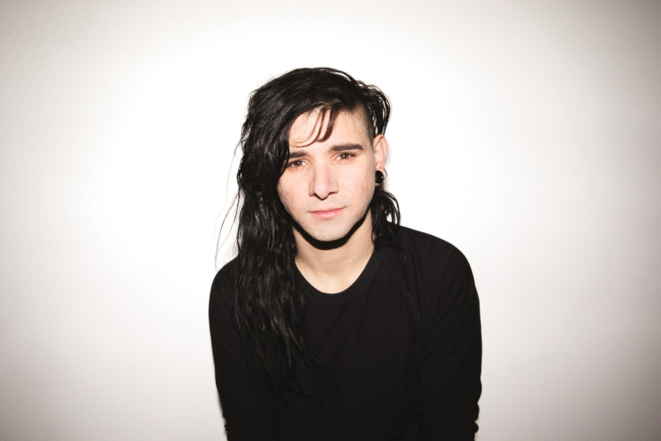 Skrillex reunites with From First To Last for new single “Make War” Skrillex reunites with From First To Last for new single “Make War”