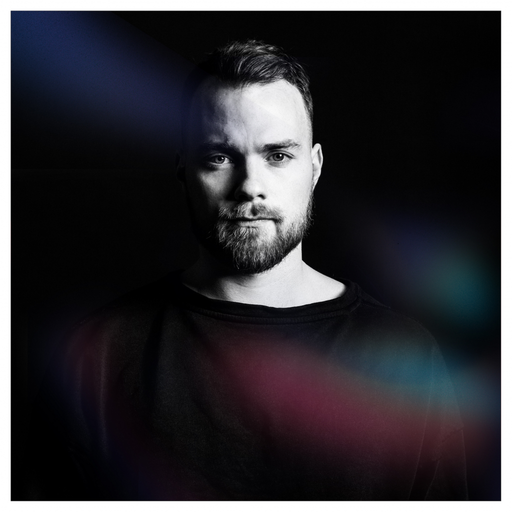 Ásgeir is back with “Unbound” and details of second record Afterglow
