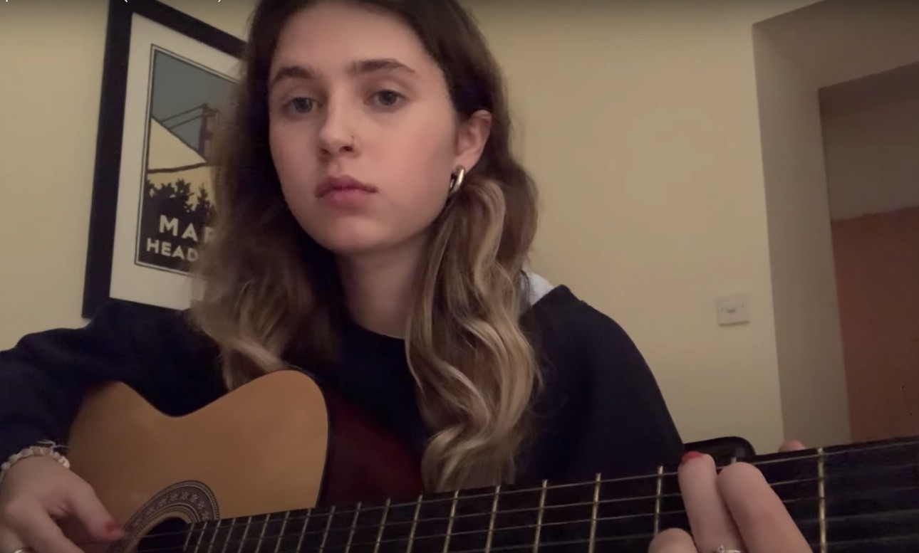 Clairo to debut new song “Blouse” from upcoming album on Jimmy Fallon ...