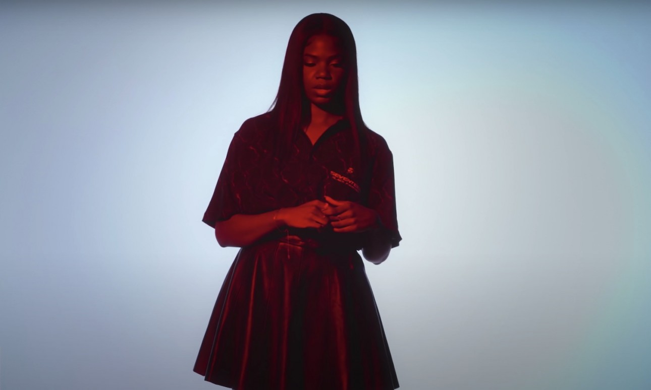 Enny returns to COLORS for ENCORE performance of “Nu Normal”