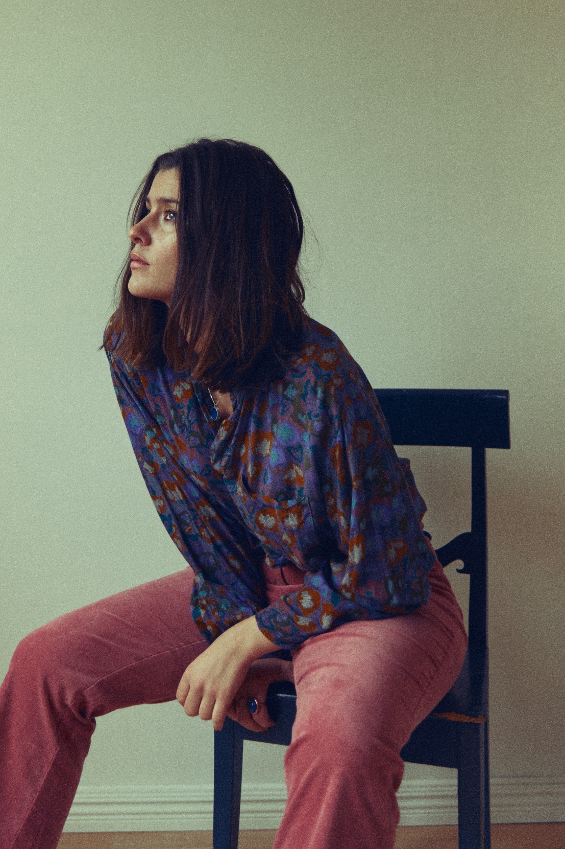 LÉON finds the freedom in being Apart on her second album | Best Fit