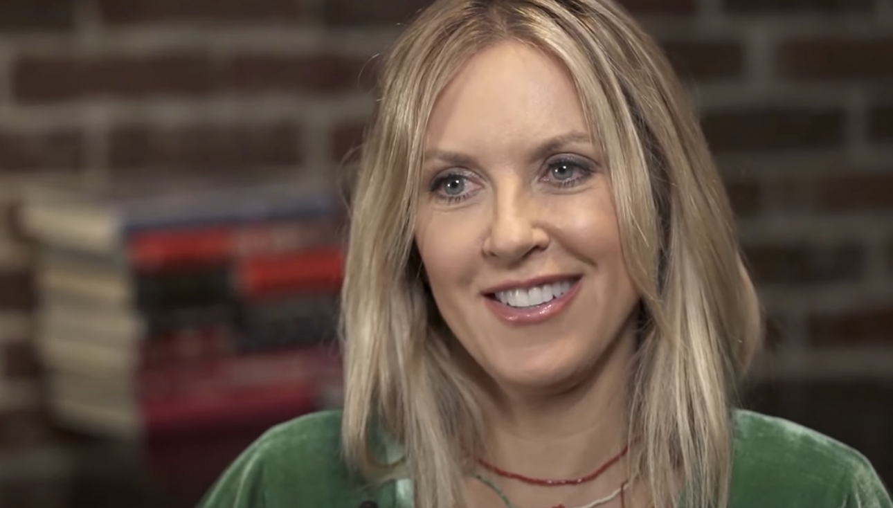 Liz Phair Shares Song On Twitter About Twitters New Audio Tweet Feature