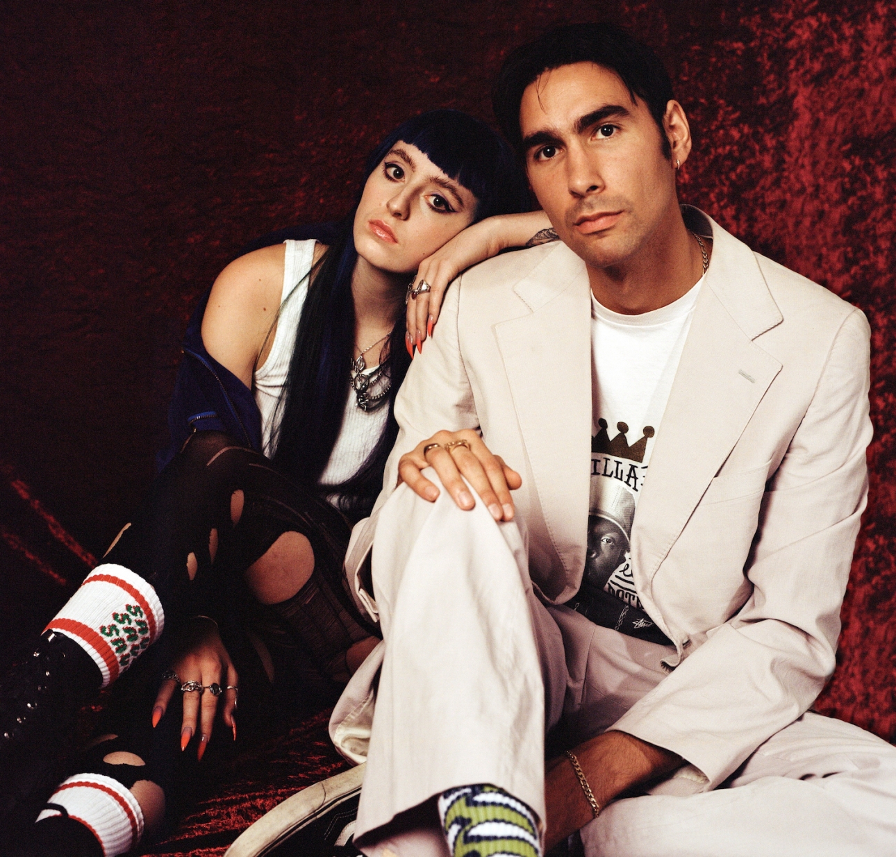 Oscar Scheller links with Ashnikko for new single “Confidence”