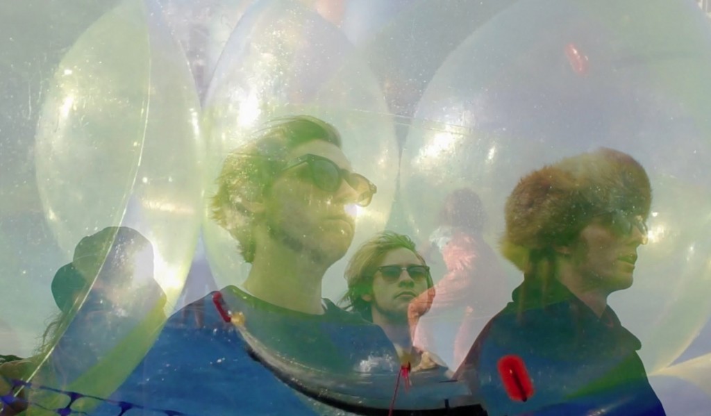 Sun Machine air their latest psychotropic single “The Loudest of Them”