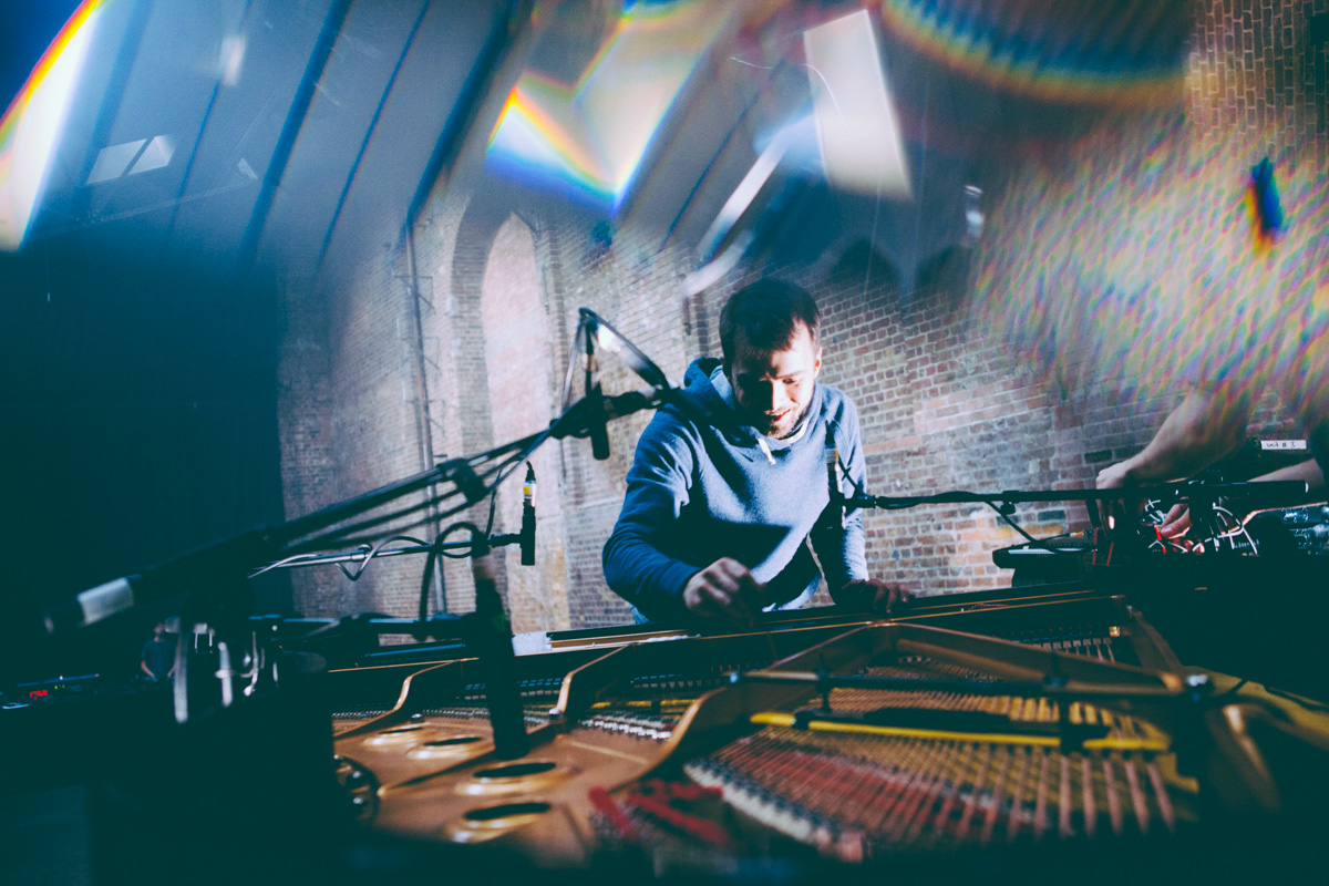 Photos of Nils Frahm Backstage with Best Fit