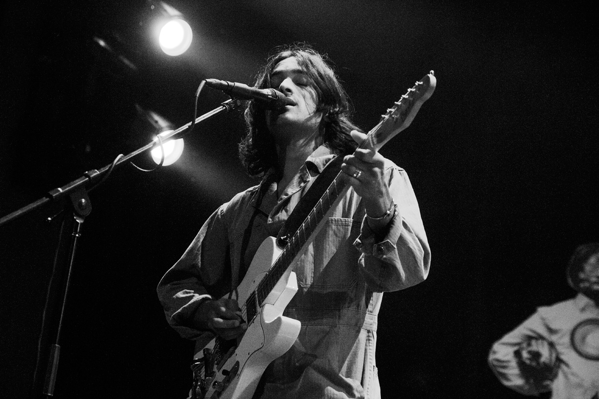 Yeasayer share sleek new single “Fluttering In The Floodlights”