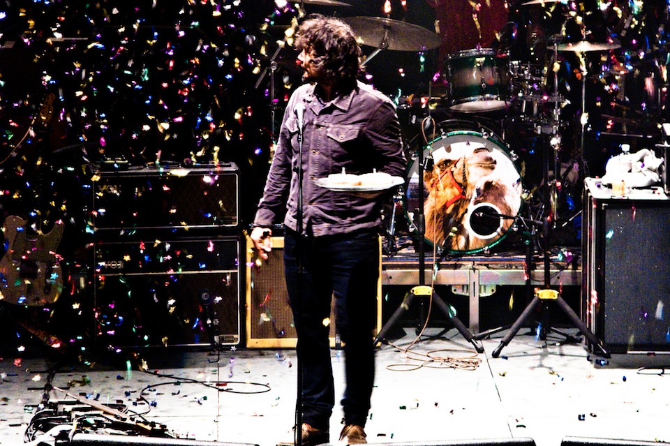 Beck, Wilco and Sean Lennon cover The Beatles together live | The Line ...