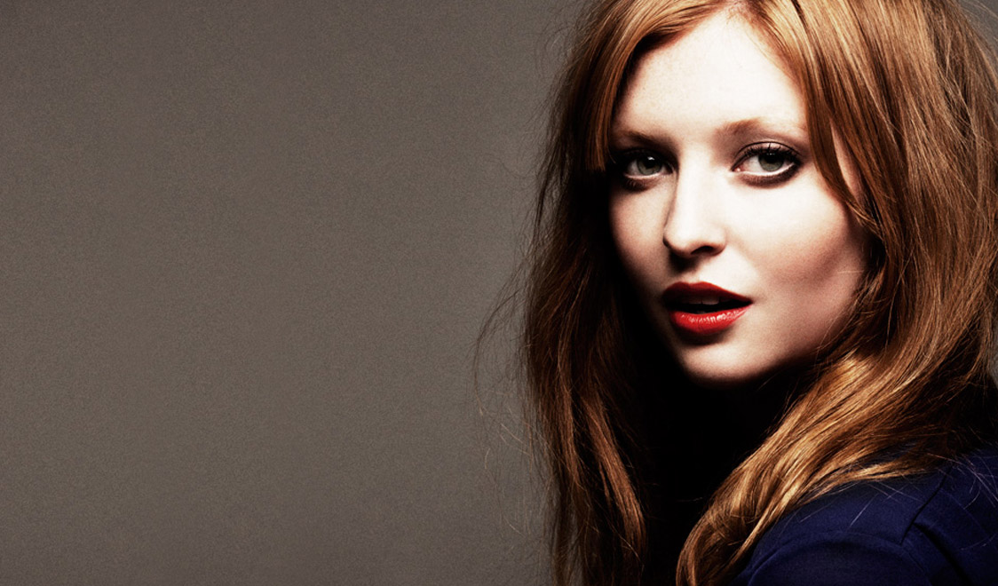 FAYE makes U.S TV debut on 'Carson Daly' | The Line of Best Fit