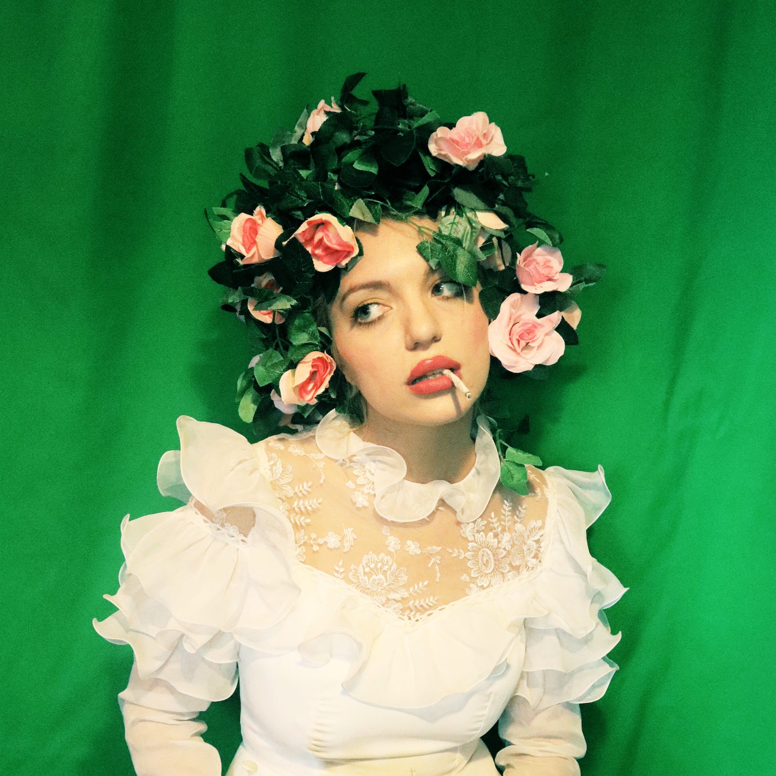 Circe oozes style with the cinematic and atmospheric dark pop of “Ten ...